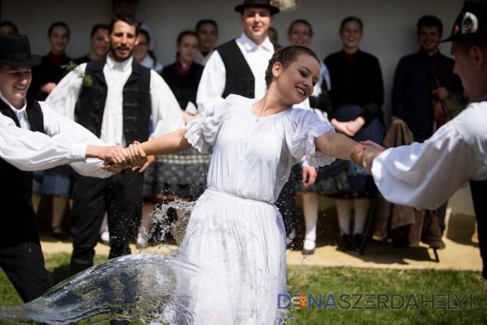 Húsvéthétfő, a locsolkodás napja | Dunaszerdahelyi