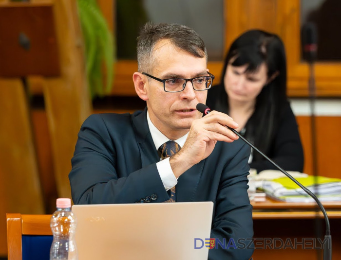 A dunaszerdahelyi Horony Ákos lett a kisebbségi kormánybiztos ...